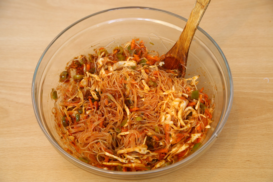 Recette Pageot farci aux vermicelles et aux légumes, sauce aux olives ...